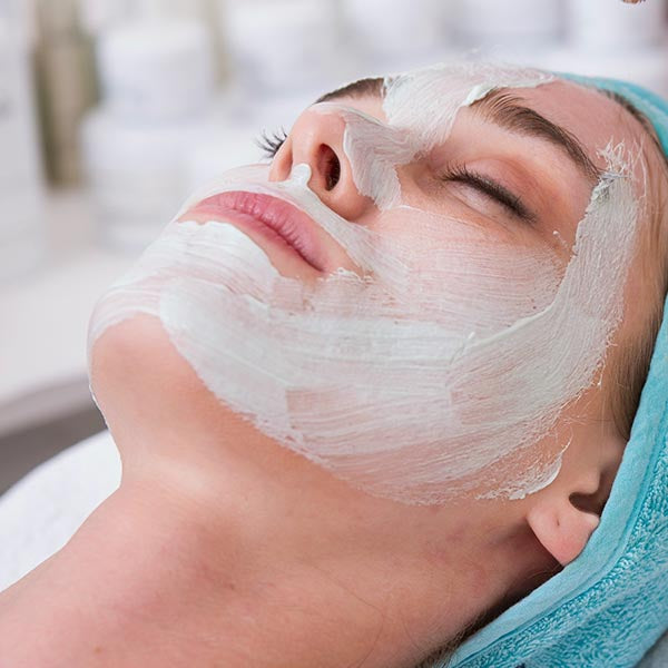 Lyra Beauty in Warwick, England